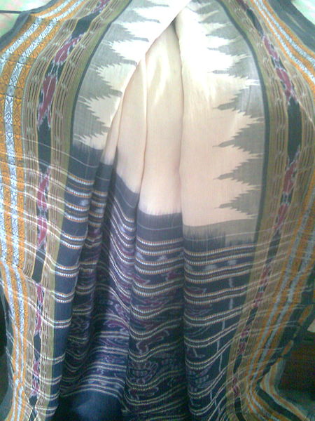 Baandha Saree (Image Courtesy: wikimedia) - Utsavpedia