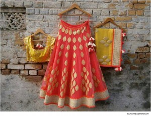 Know About Designer Padva Davani Dress, Sarees Collection